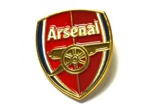 Arsenal crest pin (i metal) - Arsenal FC - Fodboldstore.dk